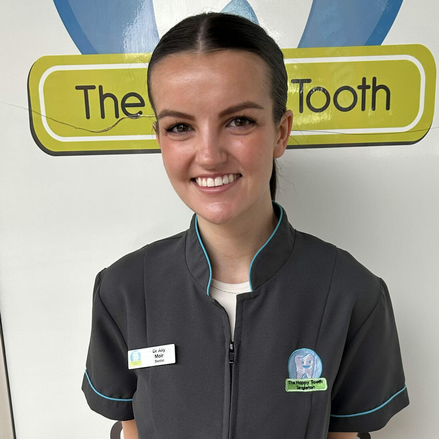Dr. Ally Moir | The Happy Tooth Singleton